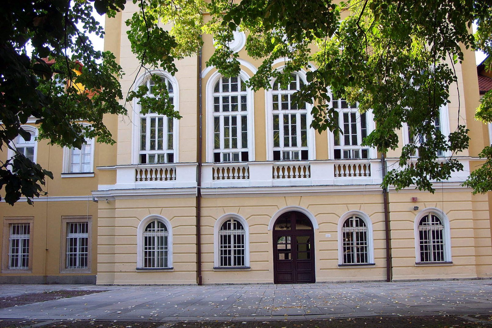 НАЦИОНАЛНА АПРИЛОВСКА ГИМНАЗИЯ